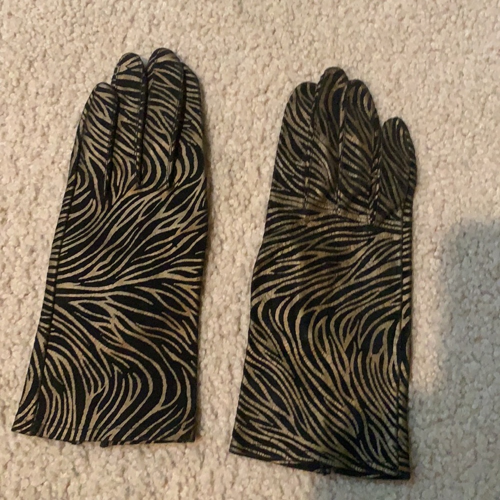 Gloves -Leather -Gold And Black Suede Gloves - Gem